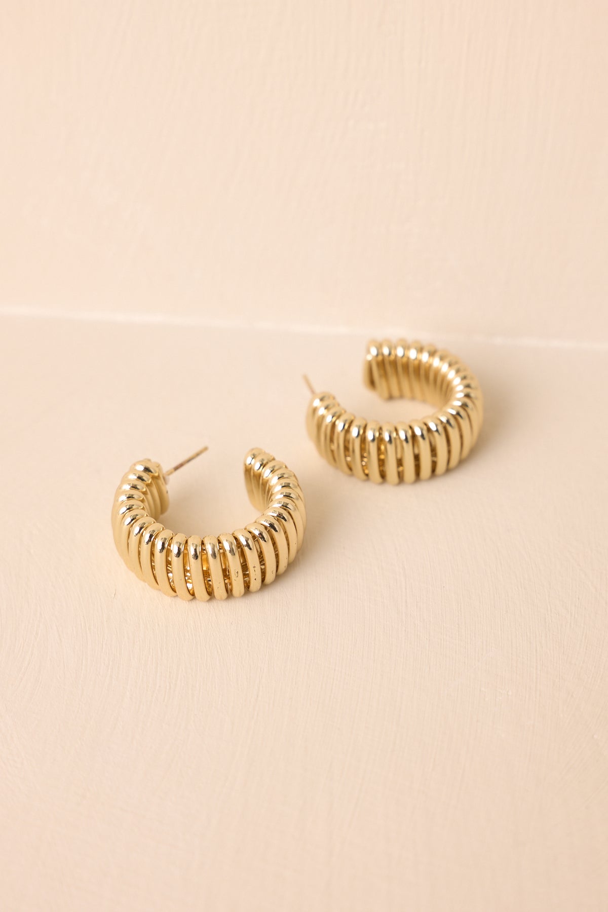 Ribbed Gold Hoop Earrings - All Jewelry | Red Dress