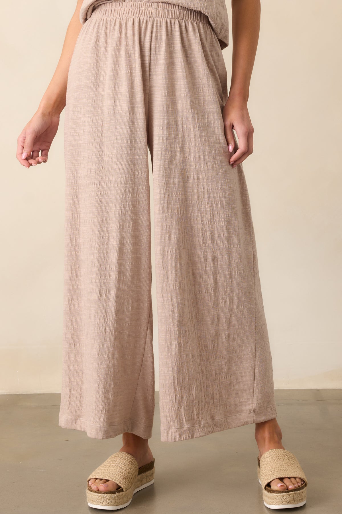 Z Supply Scout Textured Slub Pants In Parchment | Red Dress