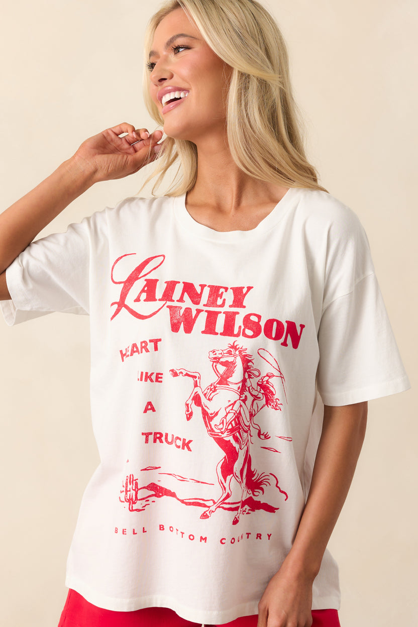 Daydreamer Lainey Wilson Country Merch Tee In White | Red Dress