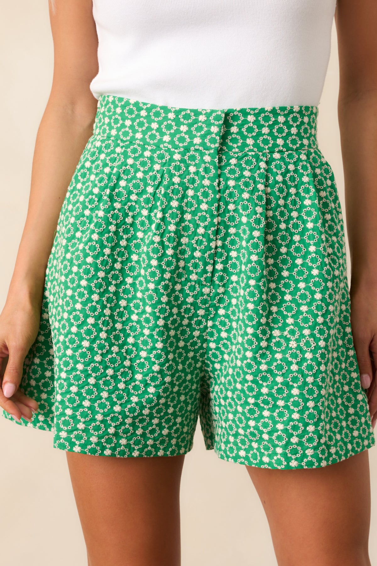 Prosperina Colleen Cotton Classic Shorts In Meadow Green | Red Dress